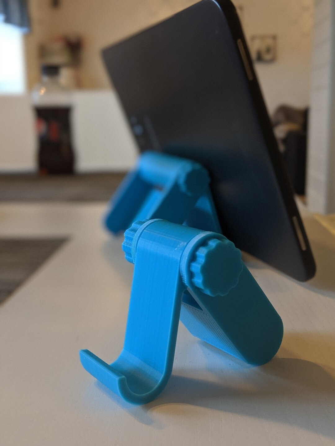 3D printable Smart Stand - A smart little stand for Smart Devices ...
