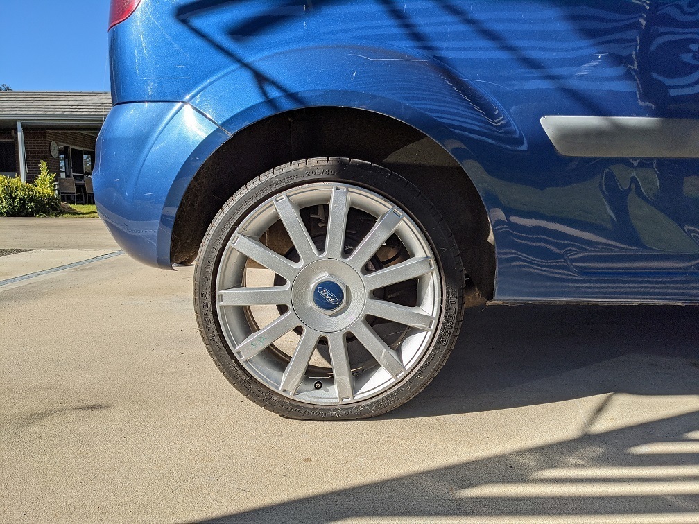 🚙 Ford XR4 (ST150) Wheel Centre Cap for 17" Factory Rims・Free 3D File ...