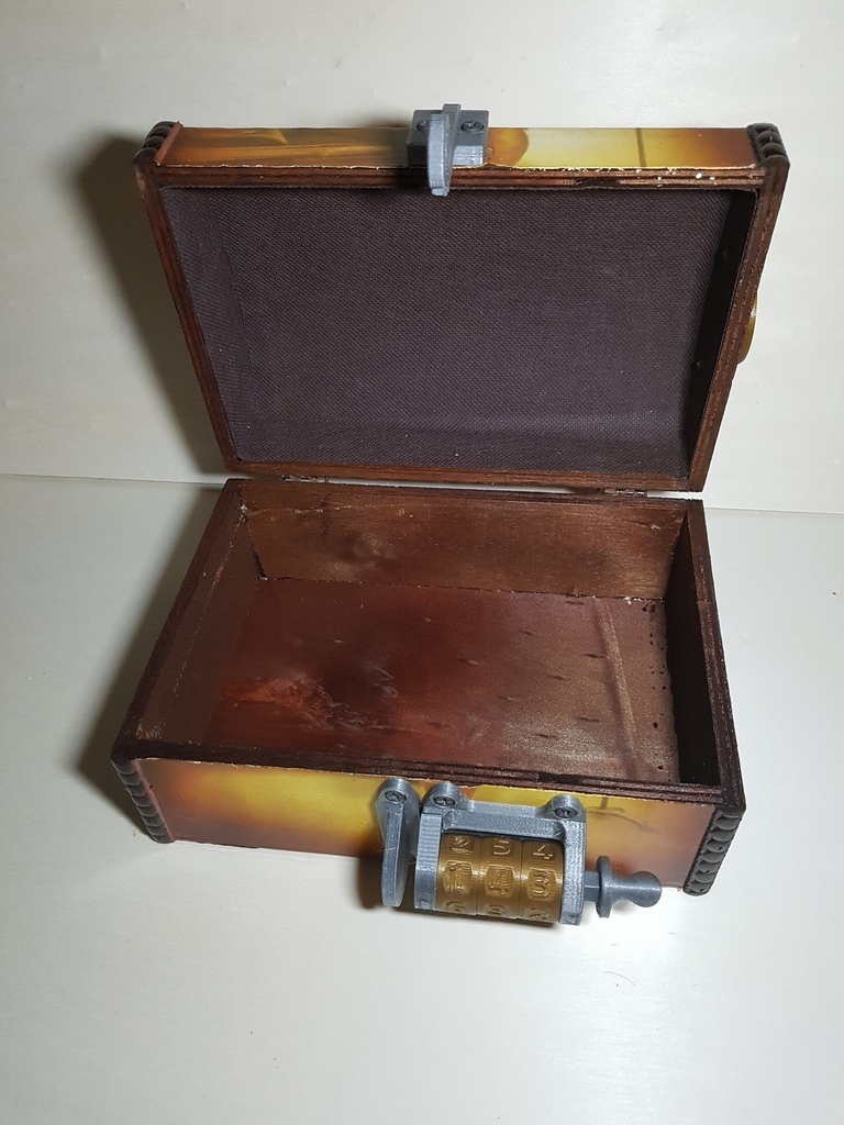 🏴‍☠️ Pirate box, lock box・Free 3D File for ・Cults