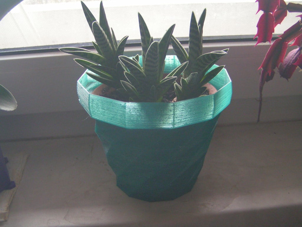 3D print Triangulated Flower Pot・Cults