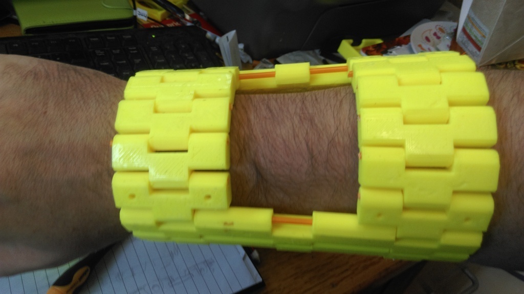 Free 3D file adjustable E-Nable Arm 💪 ・3D printer model to download・Cults