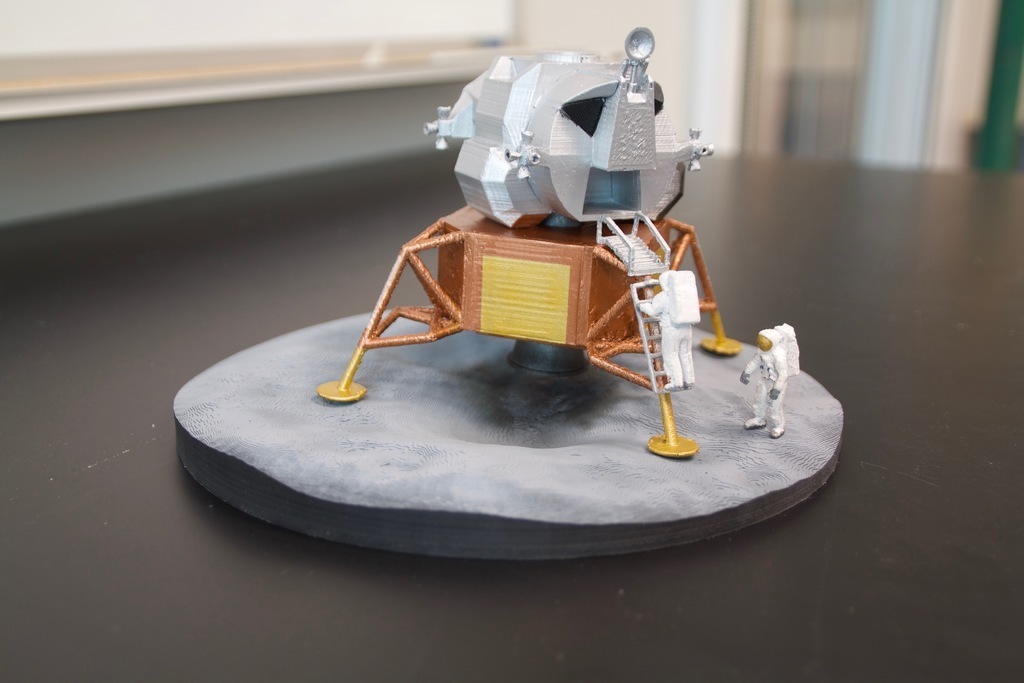 Free 3D file Apollo 11 lunar lander simplified legs and base 🎲 ・3D ...