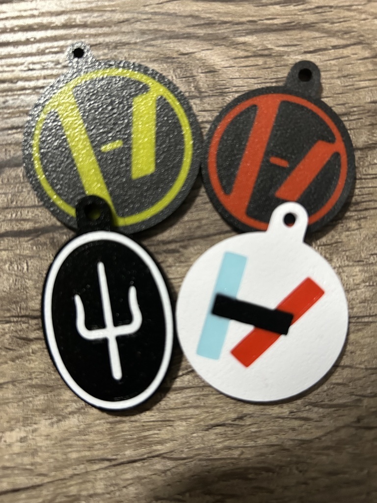 Free 3D file Twenty One Pilots Key Chain - Trident (2021) 🔑 ・3D ...