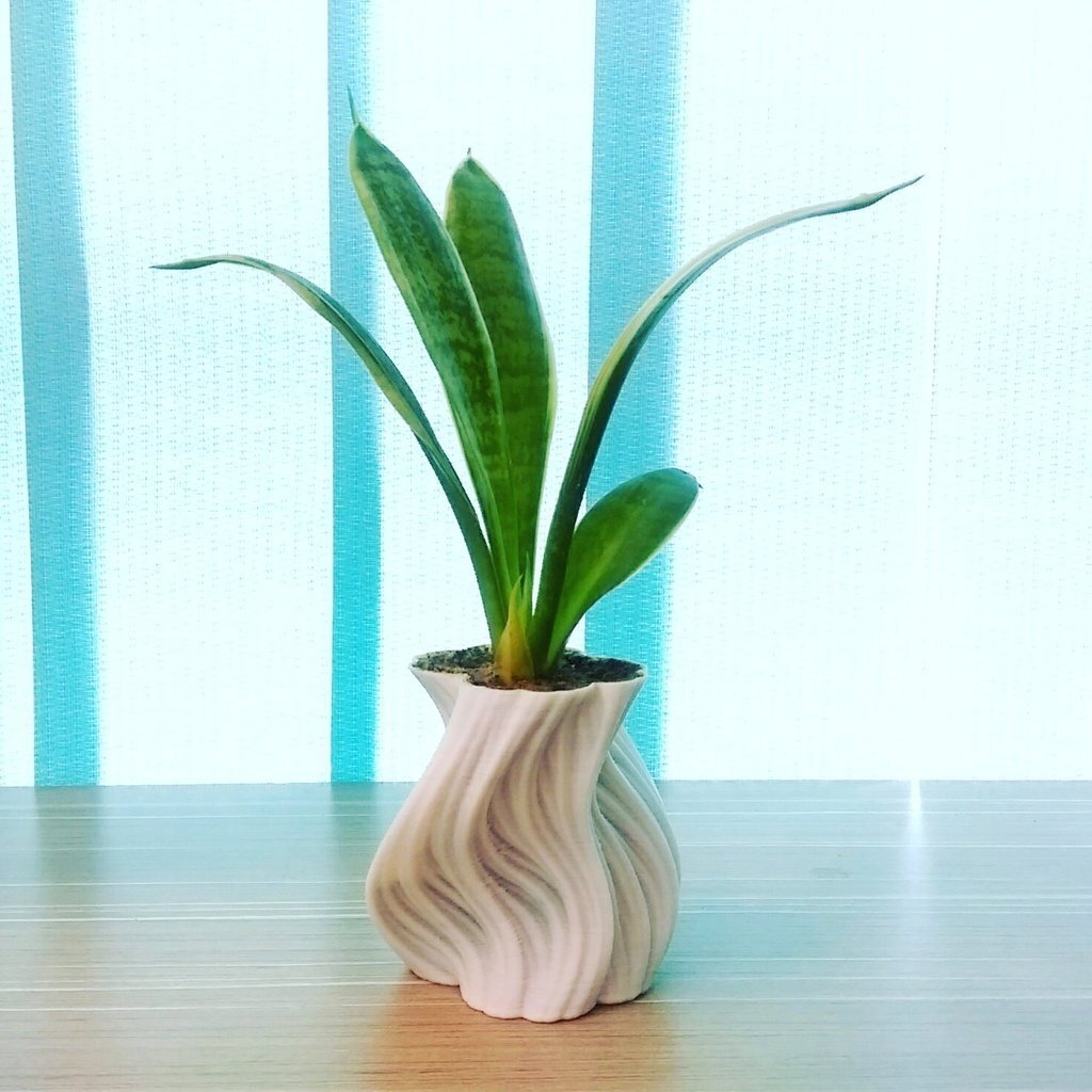 3D printed Julia Vase #004 - Bloom・Cults