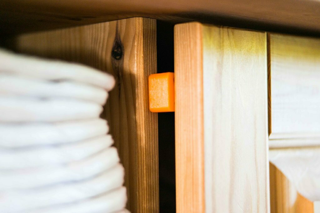 Free 3D file Children's finger pinch protection 4 door & drawer 🚪 ・3D ...