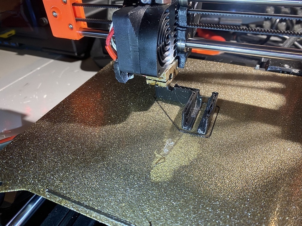 Free 3D file Prusa mini usb holder 💾 ・3D print design to download・Cults