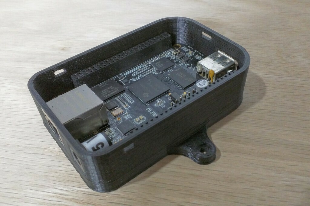 Archivo 3D gratis Carcasa con ventilador Beaglebone Black 🔌・Modelo para descargar y imprimir en ...