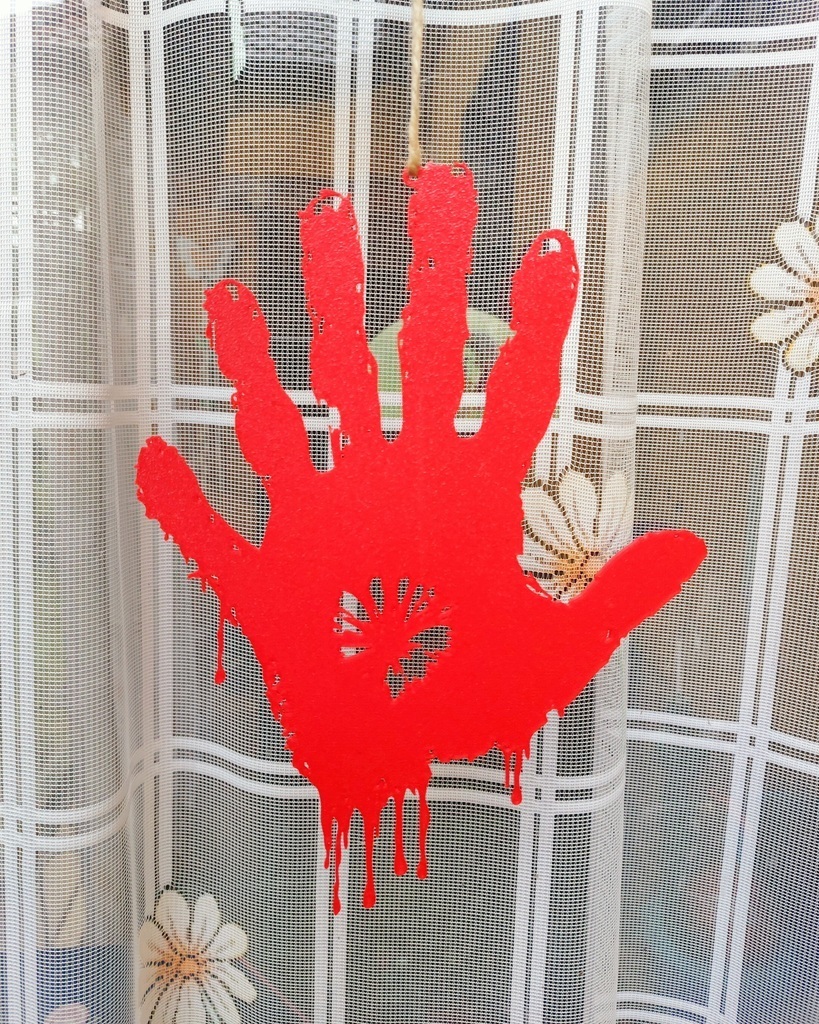 Free 3D file Halloween bloody handprint window decoration 🎃 ・3D print ...