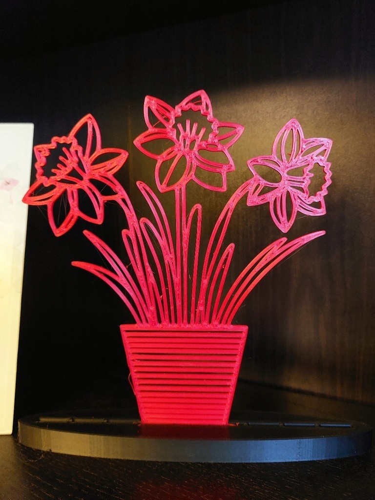 Free 3D file Daffodil in a flowerpot / Narcis v květináči wall of table ...