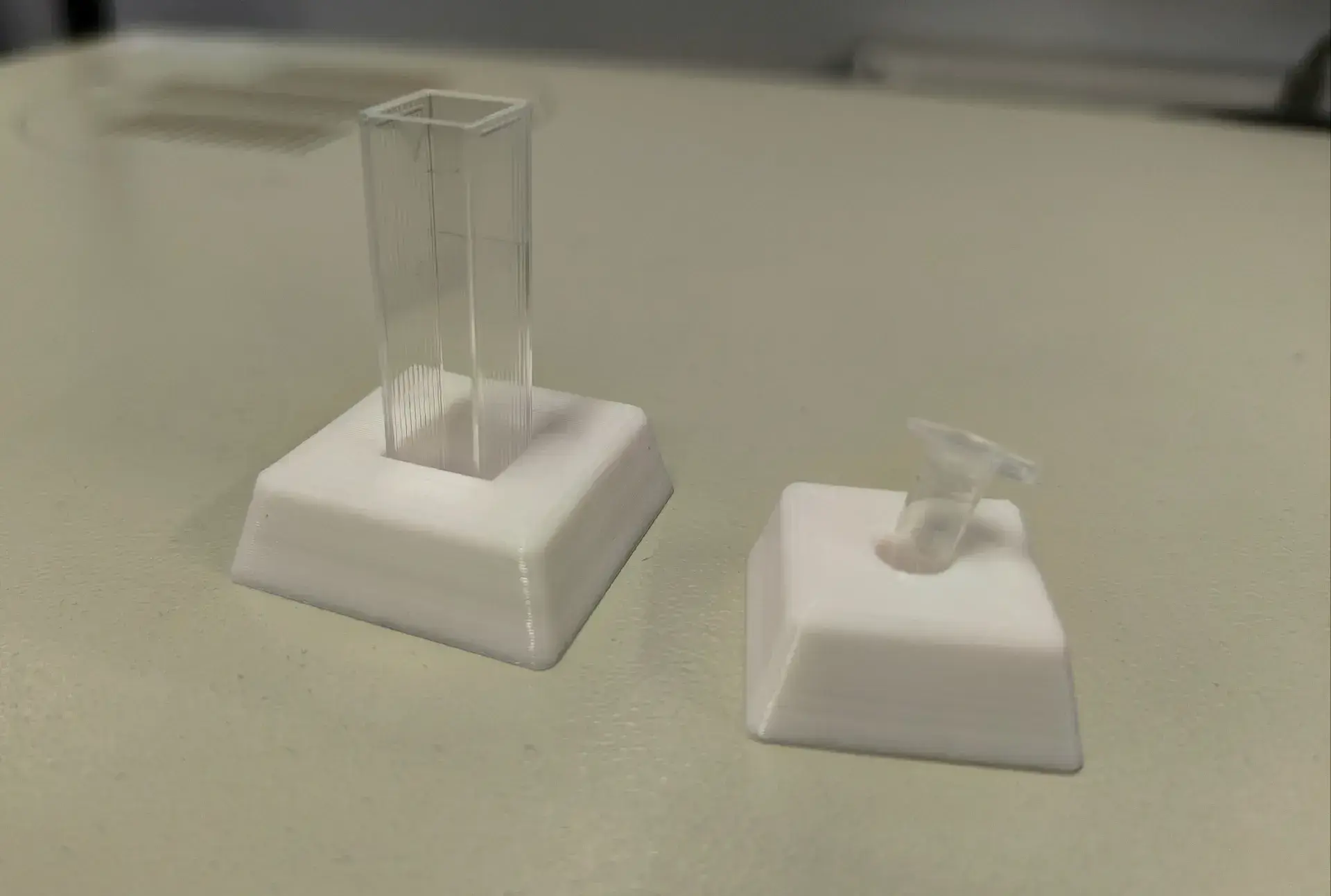 Archivo 3D gratis Cuvette - Eppendorf Parametric Holder ⚕️ ・Diseño de ...