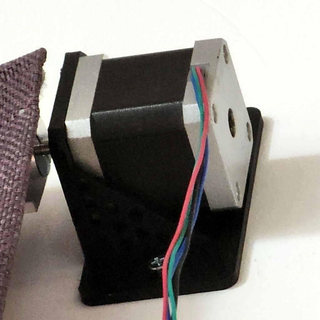 Free 3D file Bracket for stepper motor nema 17 🔌 ・3D print model to ...