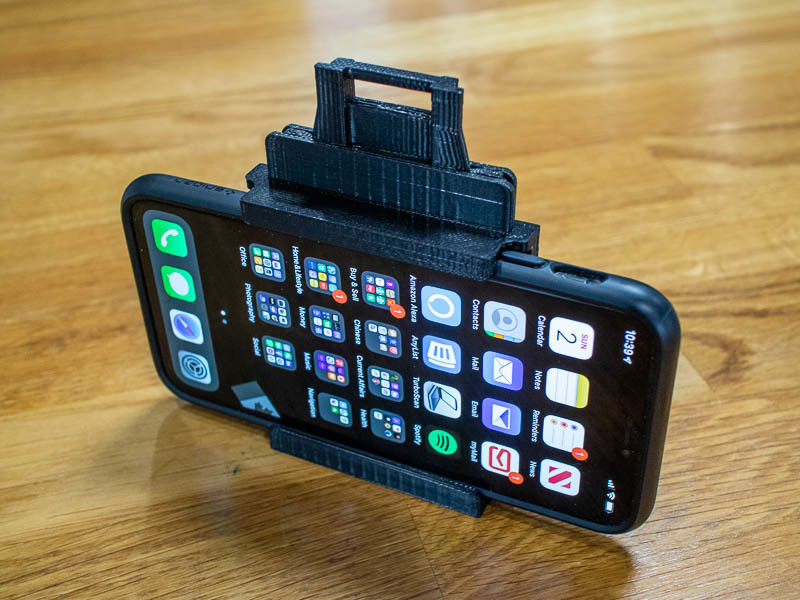 📞 brock Universal Phone Holder / Body Camera Mount・Free 3D File for ・Cults