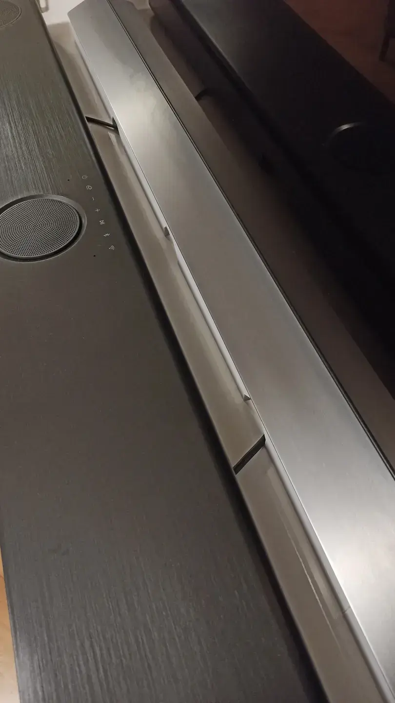 Free 3D file Riser for LG C1 OLED TV with cable management 🔌 ・3D ...