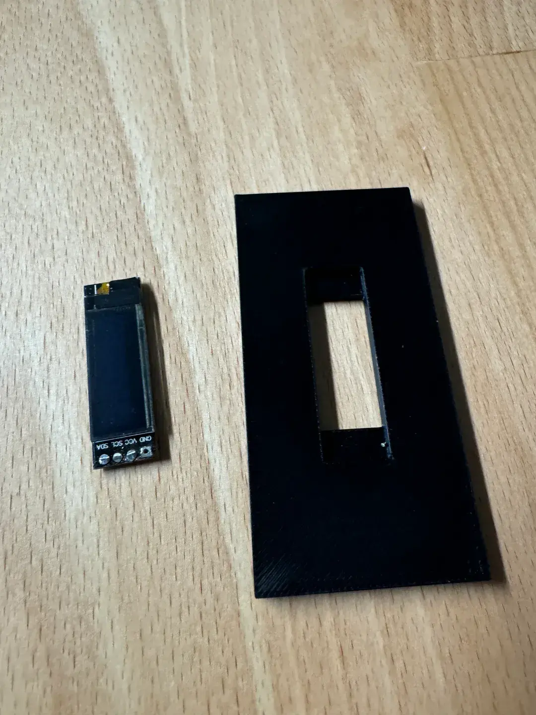 Free 3D file Faceplate for 128x32 OLED 🔌 ・Object to download and to 3D print・Cults