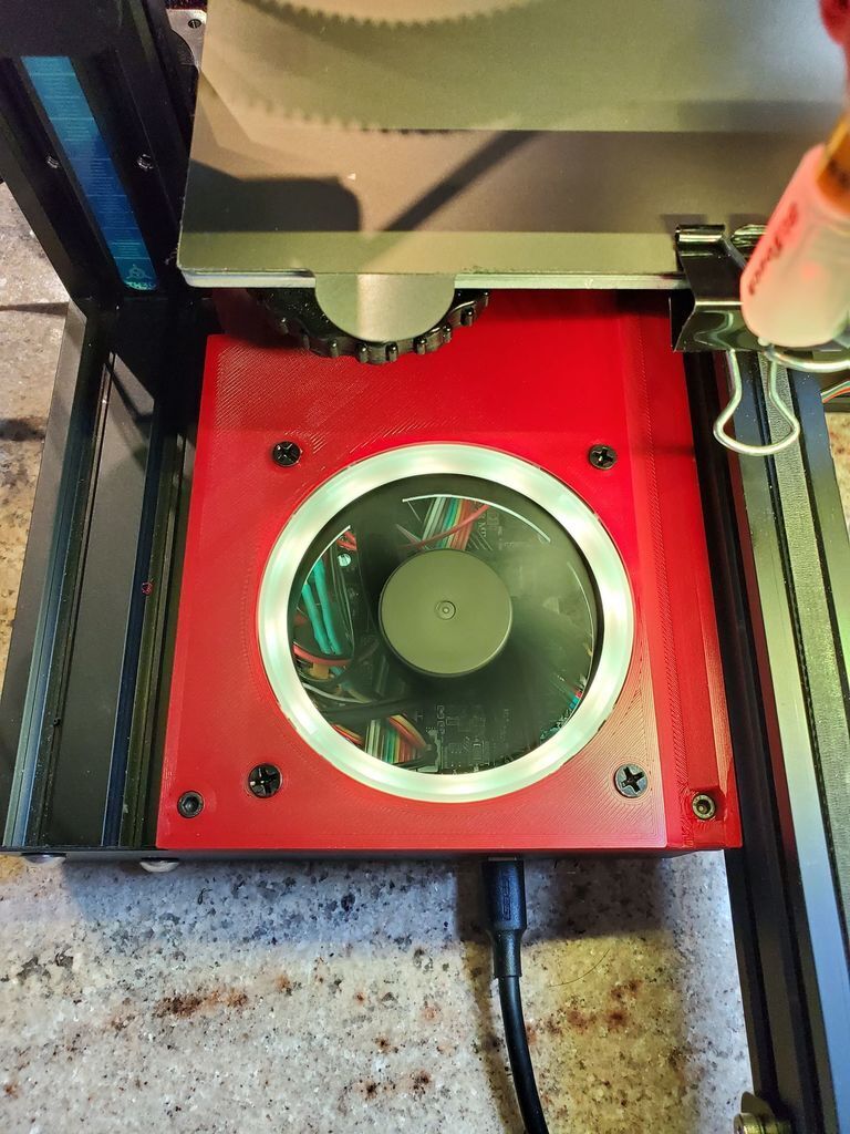 Free 3D file Ender 3 Motherboard 80mm Top LED fan Case (Improved Design ...