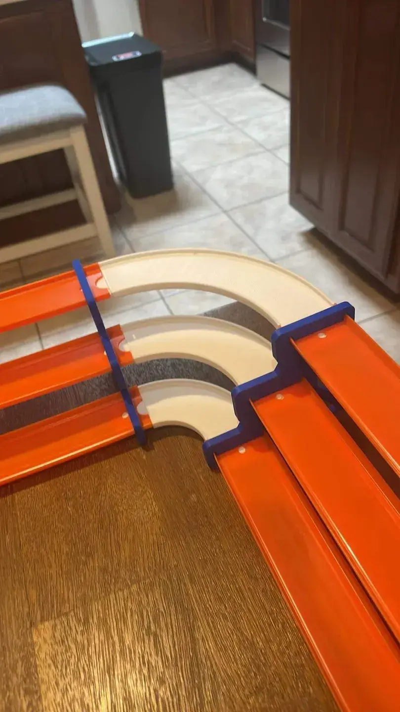🚗 Hotwheels track display corner pieces・Free 3D File for ・Cults