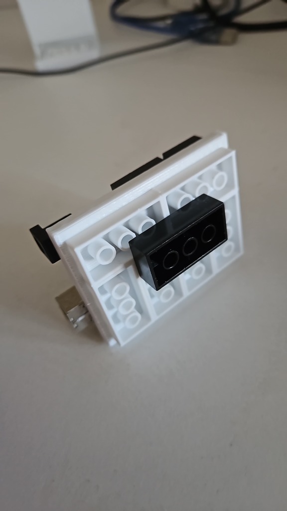 Free 3d File Arduino Uno Lego Case 🔌 ・3d Printer Model To Download・cults