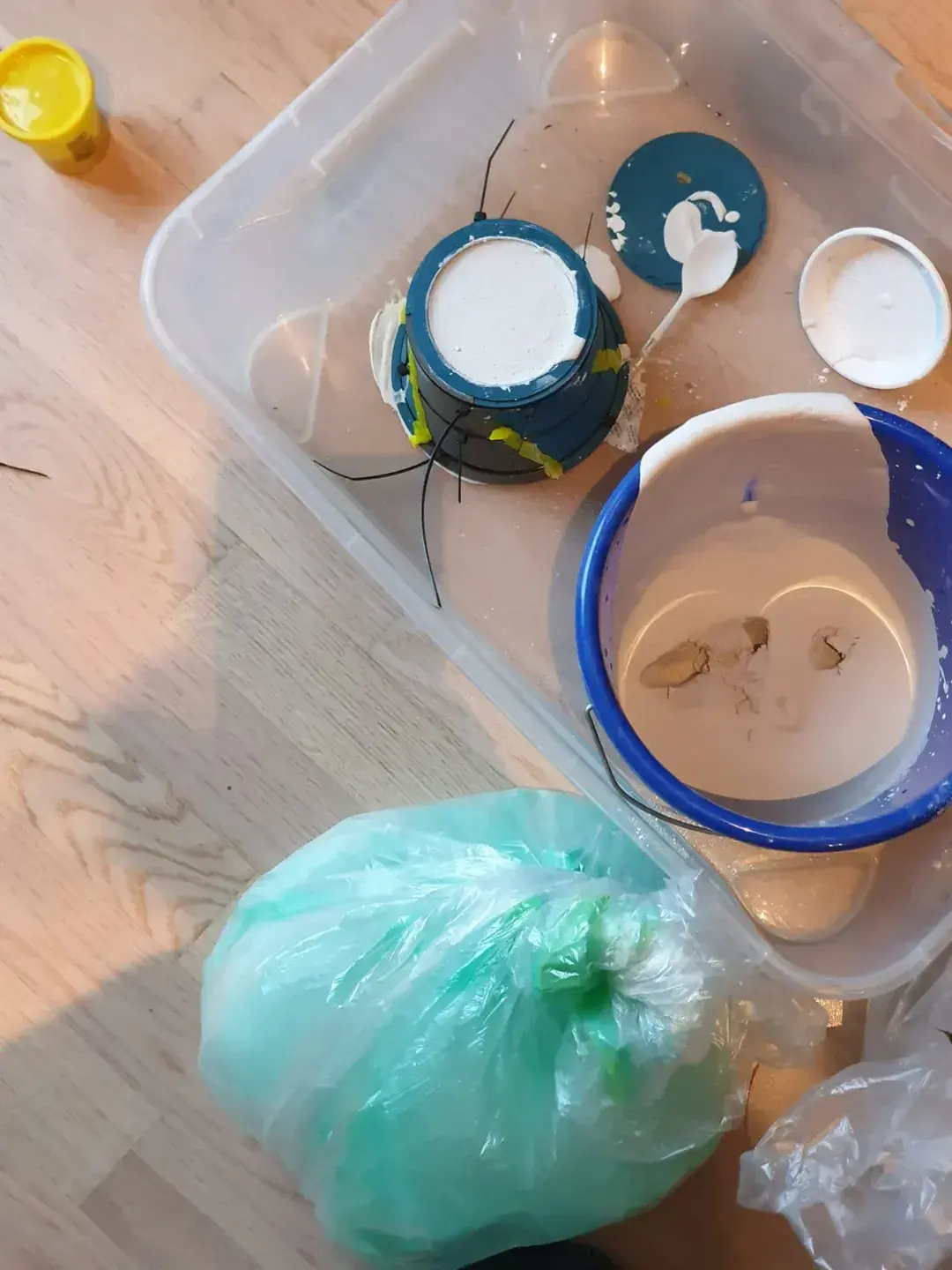 Free 3D file Plaster Cast Pot for 100mm inner Pot 🪴 ・3D print design to ...