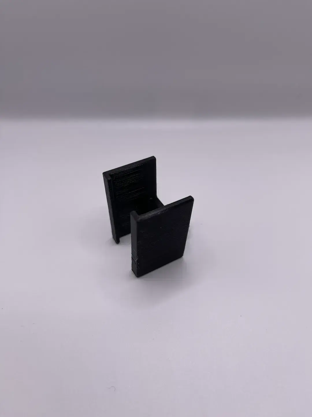 Free 3D file Skadis T-Nut mount for Stanley Fatmax snap-off knife in ...