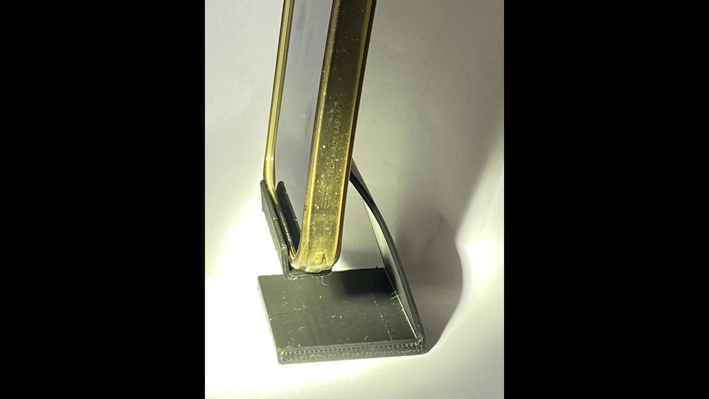 Free 3D file Bendy Phone STAND 📞 ・Template to download and 3D print・Cults