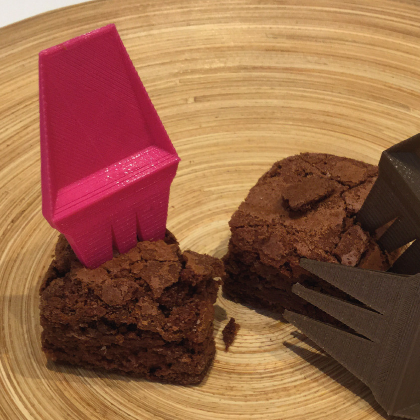 STL file TIA 📱 ・3D print design to download・Cults