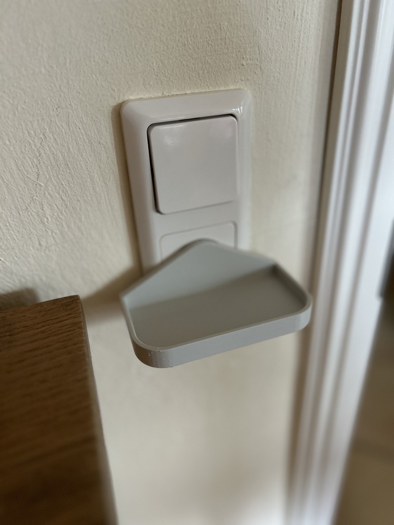 Free STL file Socket outlet shelf for unused sockets / Plug 220V ...