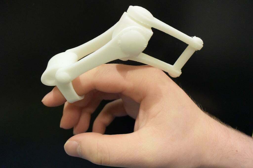 Free STL file 3D Printed Exoskeleton Finger - In One Piece 🎭 ・3D ...