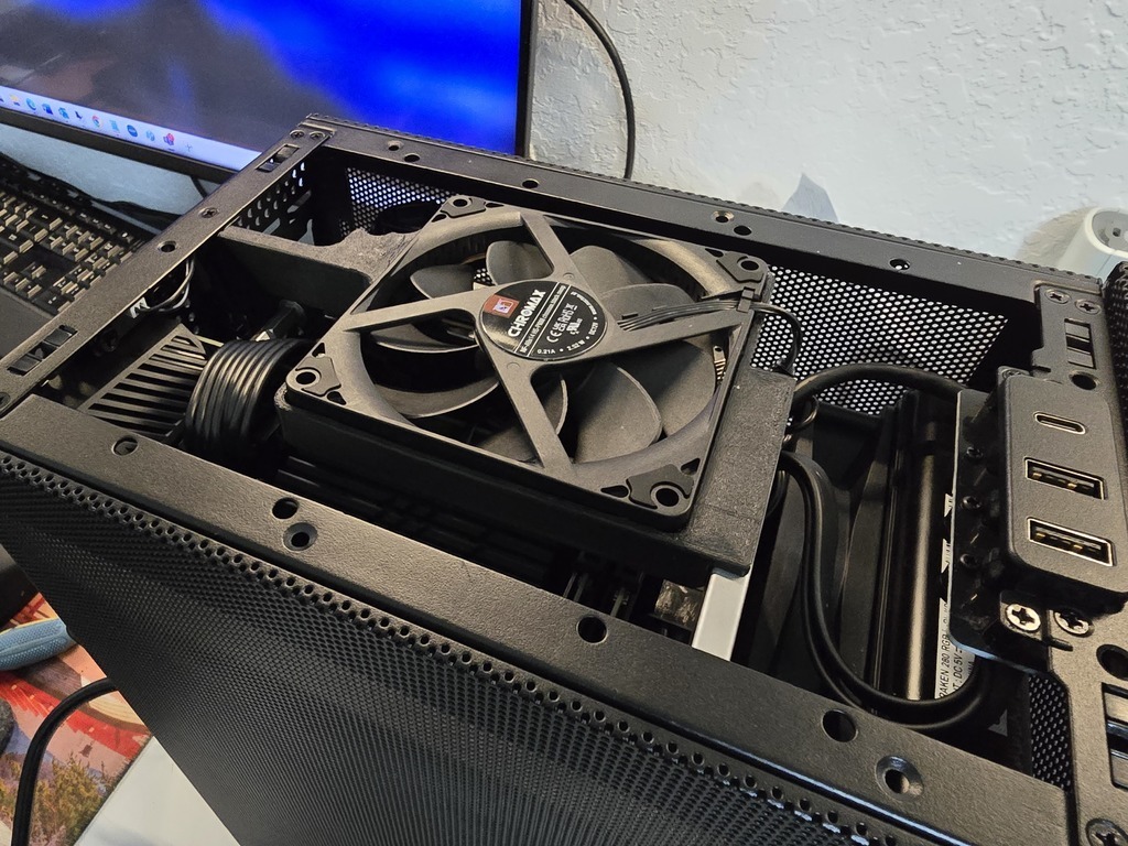 Fichier 3D gratuit SSUPD Meshroom S V2 Noctua NF-A9 92mm top fan mount ...