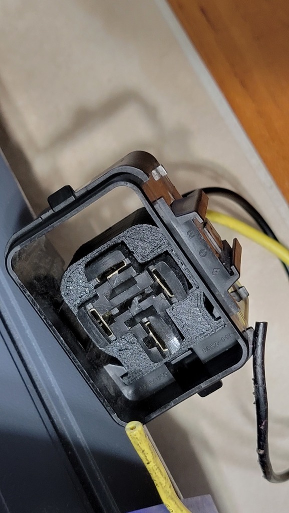 📦 Bosch 12v relay socket to Nissan fuse box adapter plug・Free 3D File ...