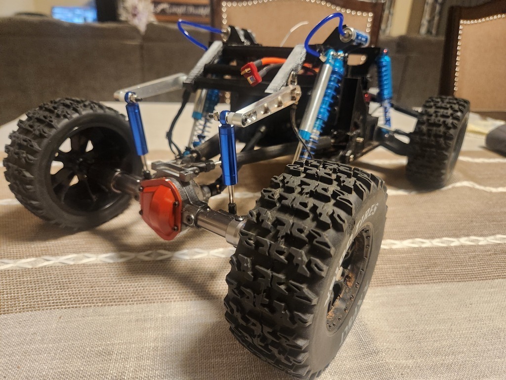 🏆 1/10Th RC Trophy Truck・Free STL File for 3D printing・Cults