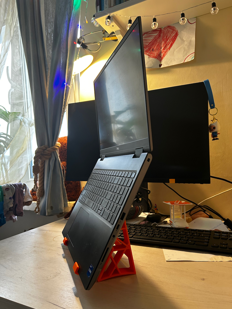 Free 3D file Vertical Laptop Stand 💻 ・3D print model to download・Cults
