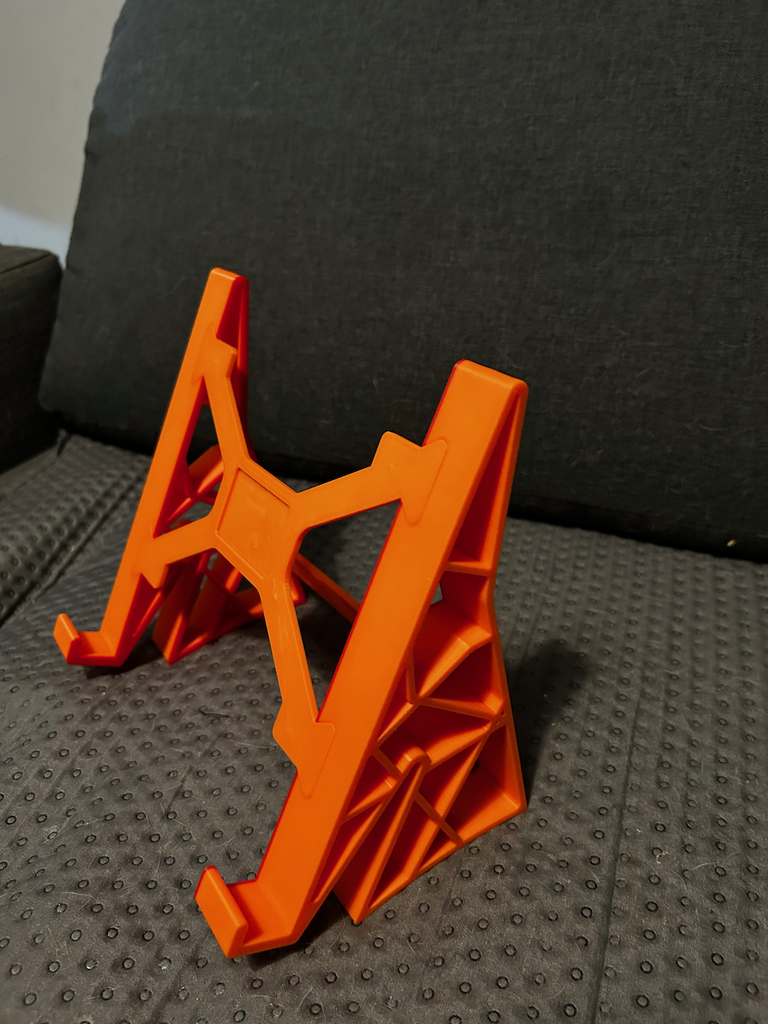 Free 3D file Vertical Laptop Stand 💻 ・3D print model to download・Cults