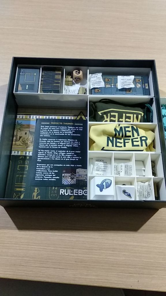 Free 3D file Men nefer game insert 🎲 ・3D printer model to download・Cults