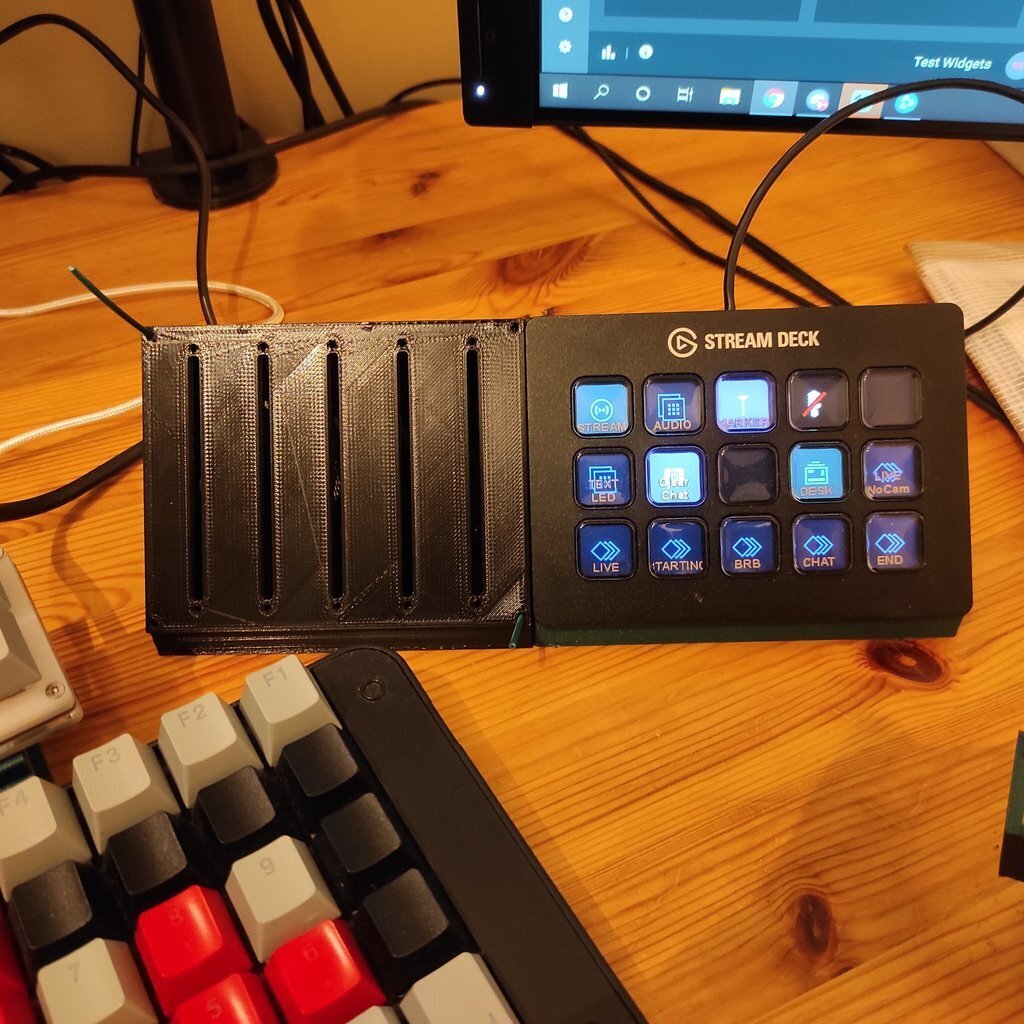 Free 3D file Streamdeck and Deej 🎲 ・3D printable model to download・Cults