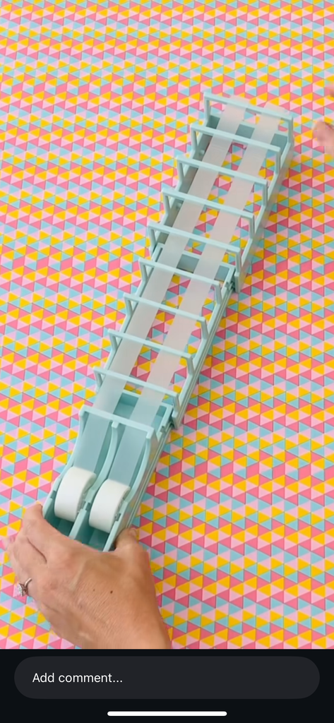 🎁 Sliding Gift Wrapping Tape Holder・Free STL File for 3D printing・Cults