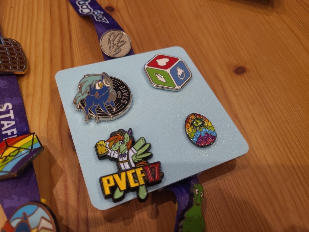 🛰 Flair card/pinback for lanyards: Get more space for your pins!・Free ...