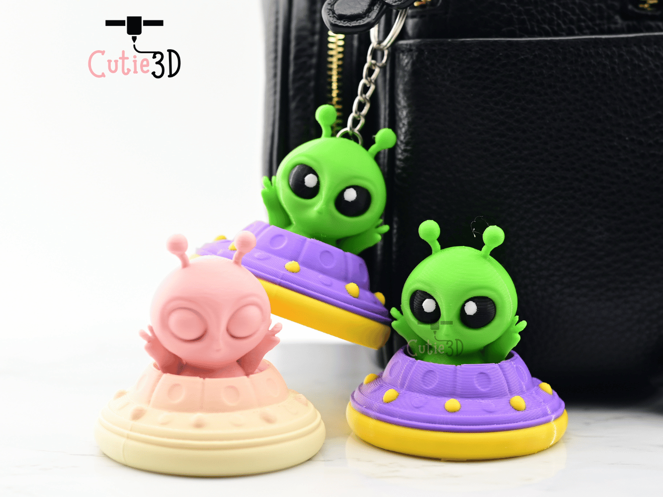 👌 Cutie3D Twisty Keycap Fidget Clicker Alien In Ufo Keychain - Cute ...