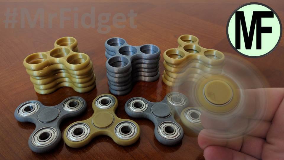 👌 Tri Fidget Spinner Toy・Free 3D File for ・Cults