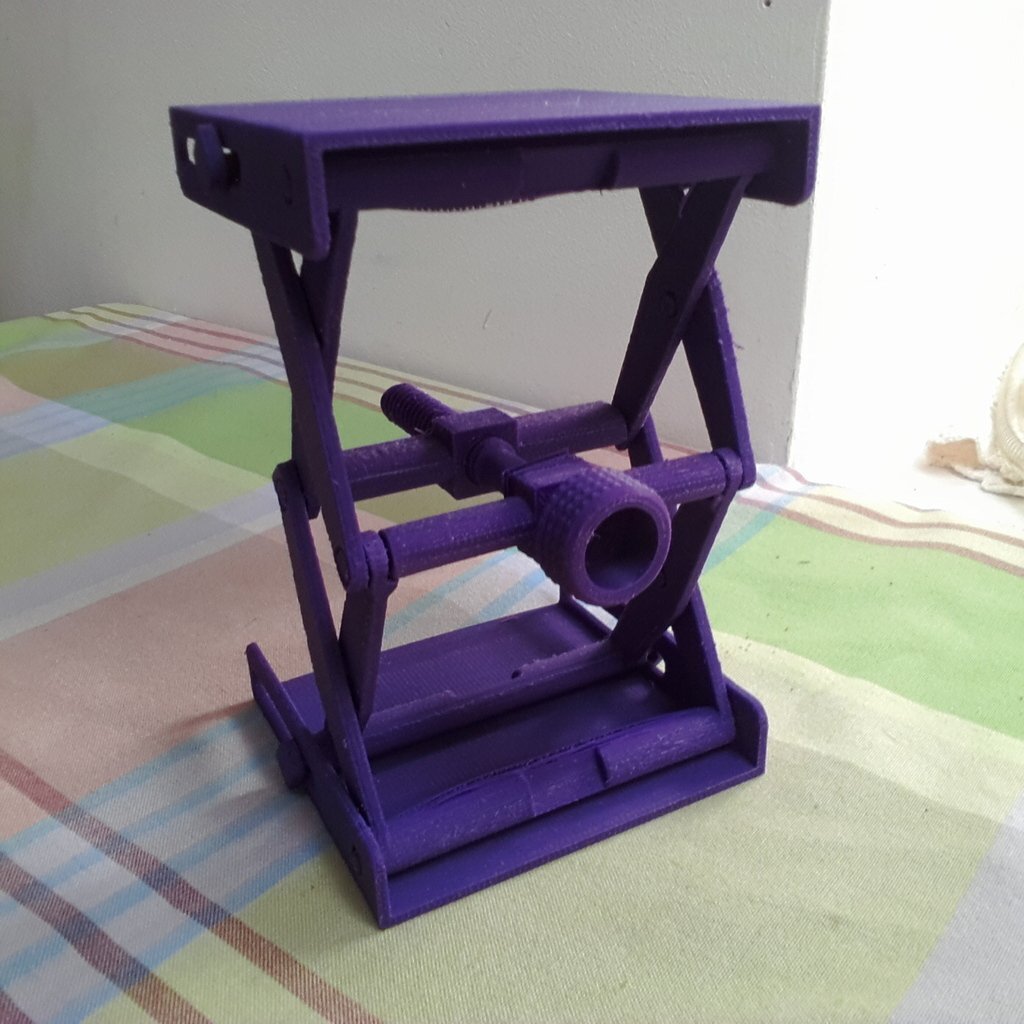 3D printable Platform Jack [Fully Assembled, No Supports]・Cults