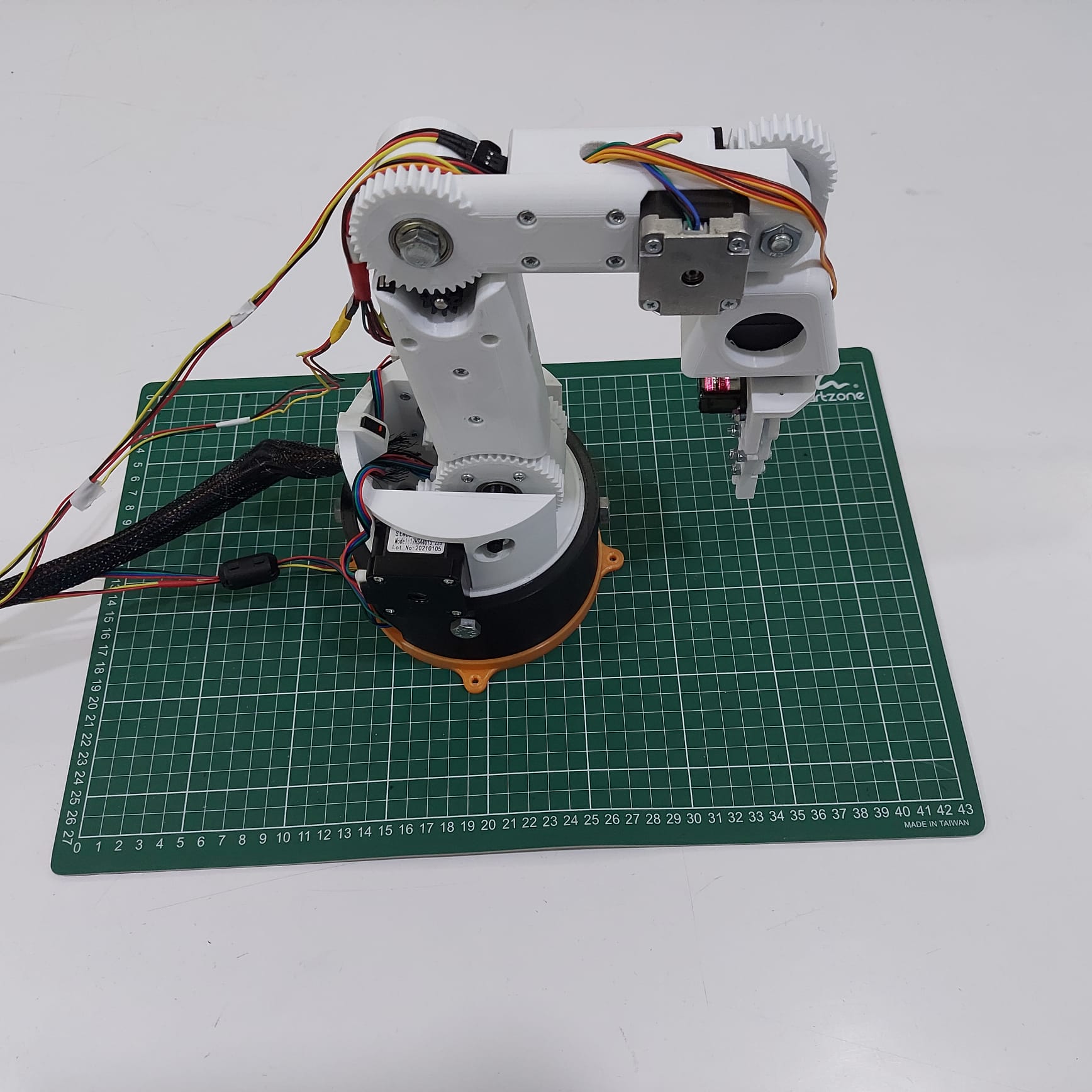 💪 5DOF Robotic Arm MARK-I・ 3D File for ・Cults