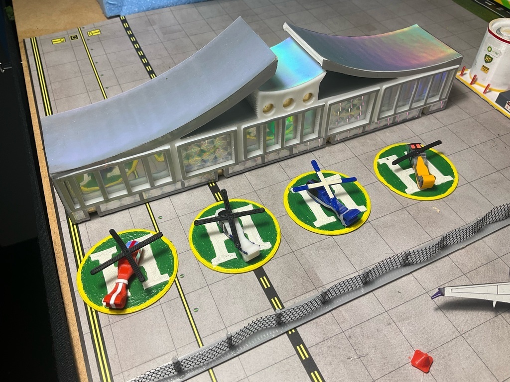 🚁 1:400 helicopter terminal・Free 3D File for ・Cults