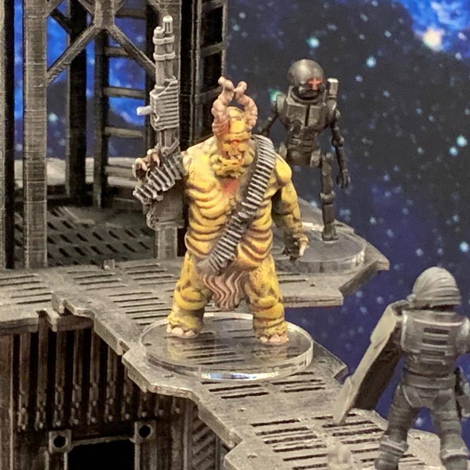 👹 Demon Machine Gunner (32mm scale)・Free STL File for ・Cults