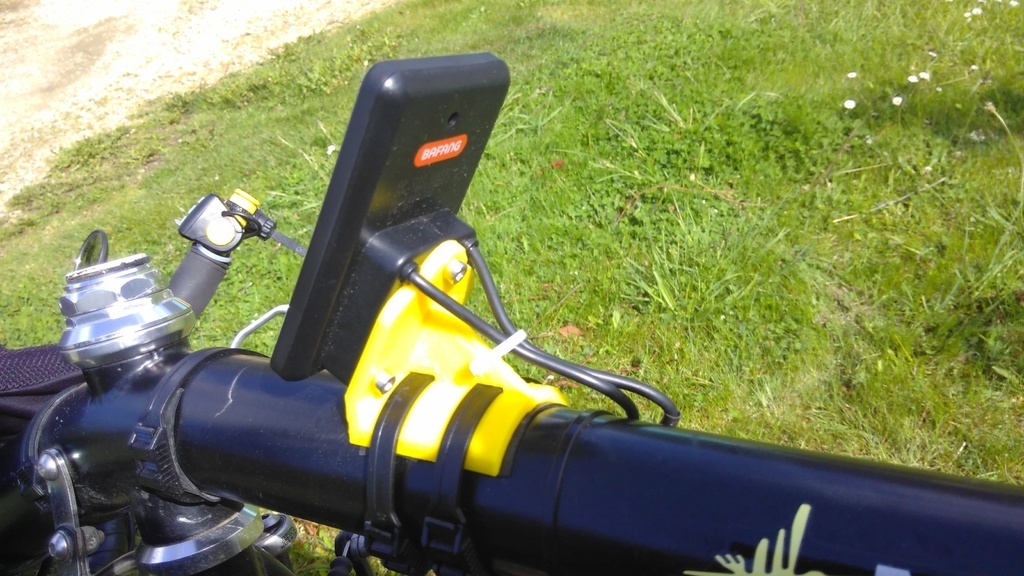 ⚽ Screen stand for recumbent e-bike・Free 3D File for ・Cults