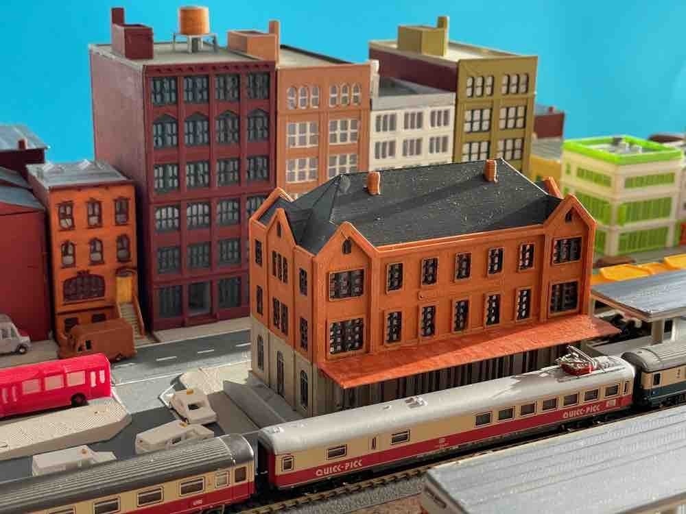 🚆 Gare 1a - bâtiment principal (à l'échelle zéro)・Fichier 3D Gratuit ...