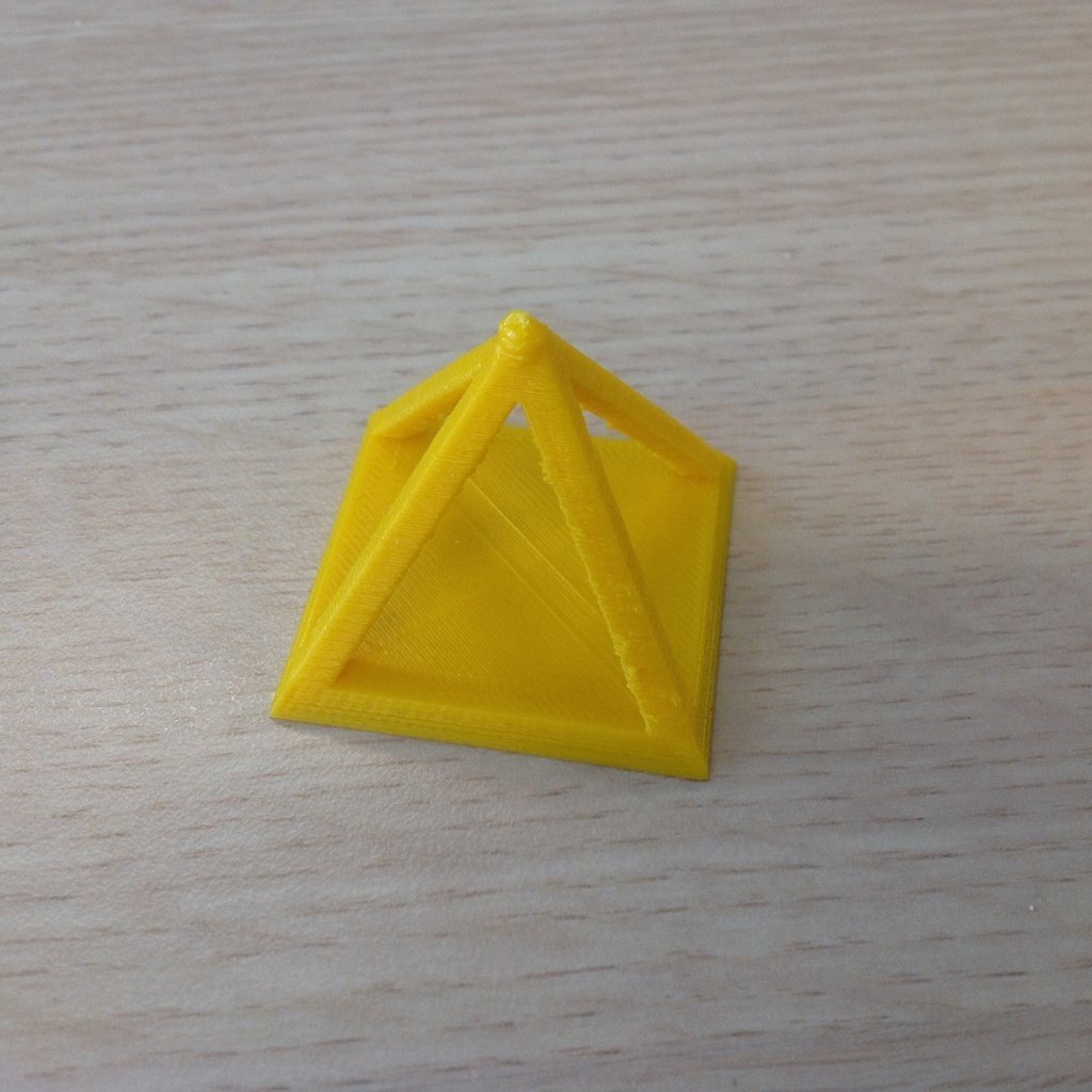3D printable Hollow Calibration Pyramid・Cults