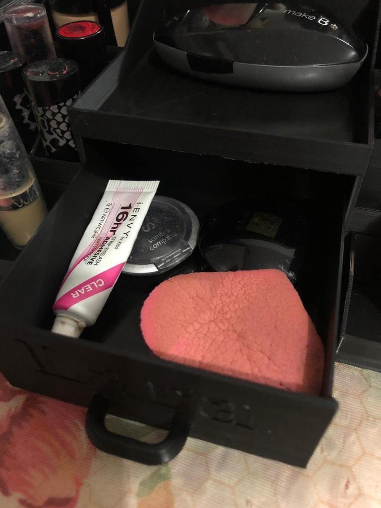 ⬆️ Makeup Organizer with Drawer - Make up Box・Free 3D File for ・Cults