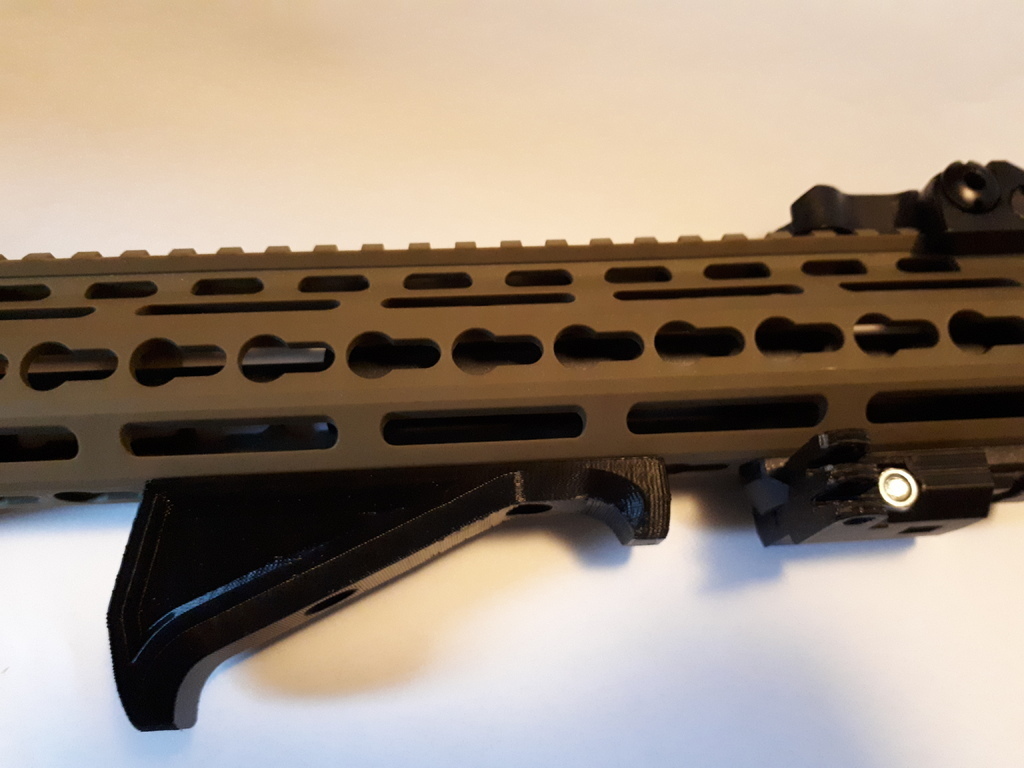 🔫 Keymod angled foregrip・Free 3D File for ・Cults