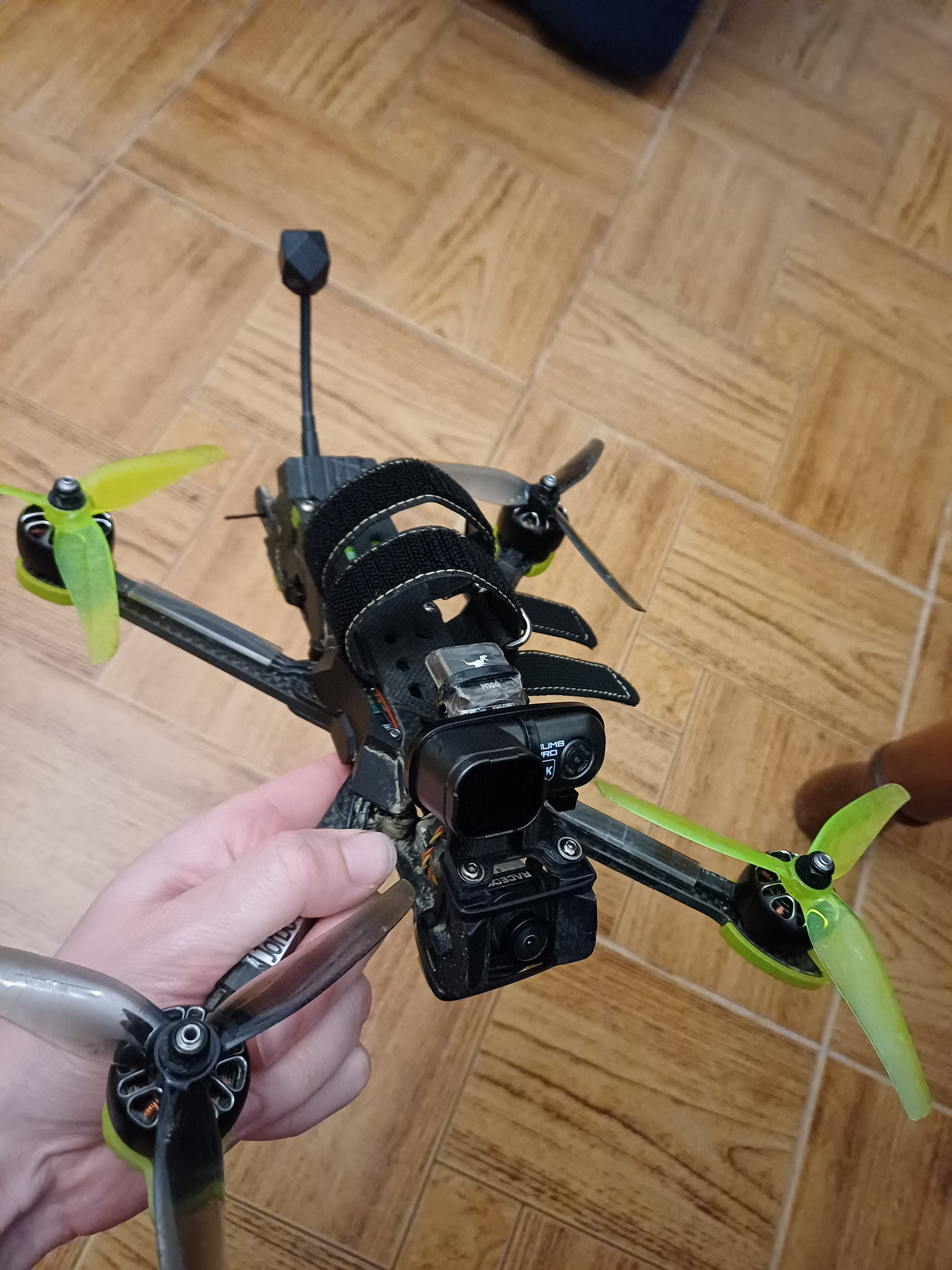 📷 Iflight nazgul camera mount for runcam thumb pro + gps option・Free 3D ...