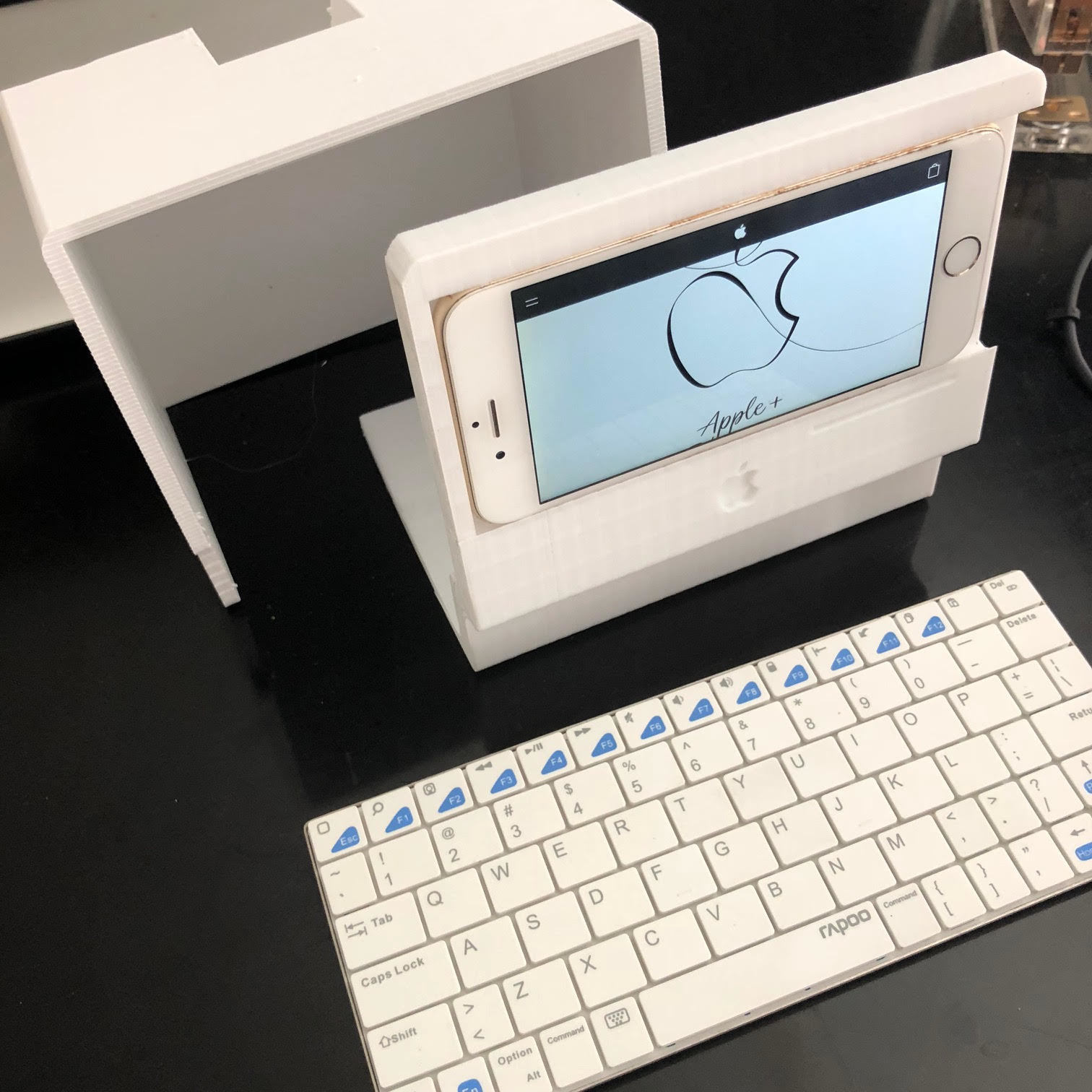 Free STL file macintosh 8 🍎 ・3D printable model to download・Cults