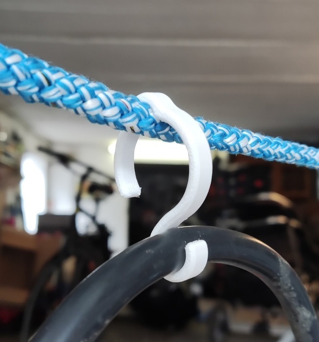 Free 3D file power cable railing clip 🔌・3D print design to download・Cults